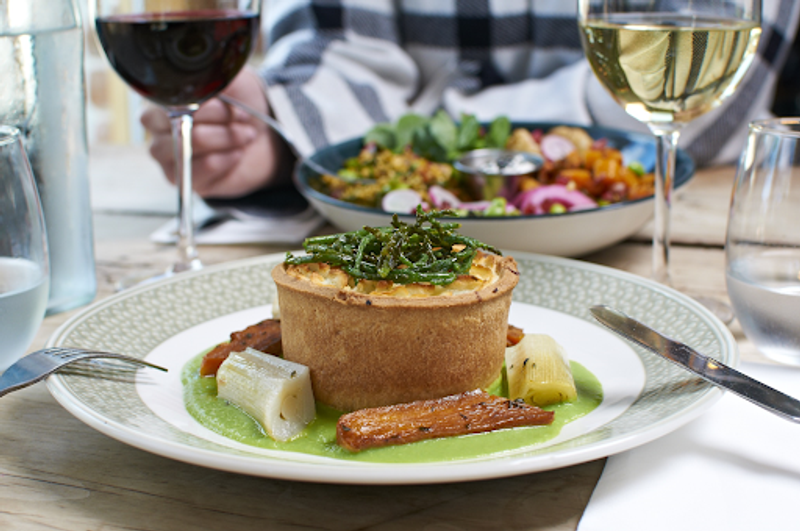 Black Rabbit, Arundel | Country Pub & Restaurant by the River